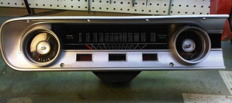 28 - Ford Falcon After - Classy Gauges